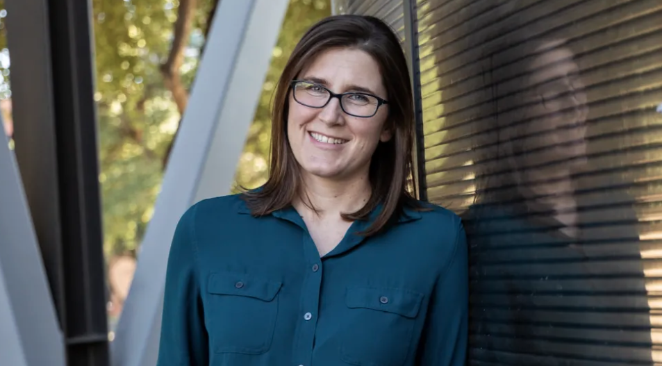 University of Arizona hydrologist Laura Condon awarded prestigious 2025 James B. Macelwane Medal ...